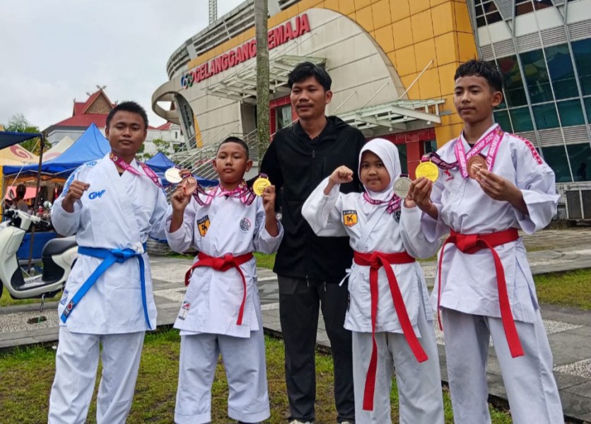 KEN Karate Club Dumai Raih Prestasi pada Karate Andalan Indonesia Riau ...